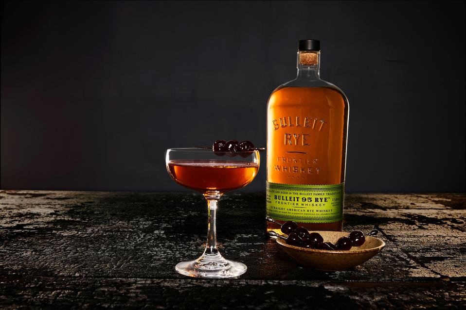 This Three-Ingredient Cocktail Should Be Your New Year’s Day Drink