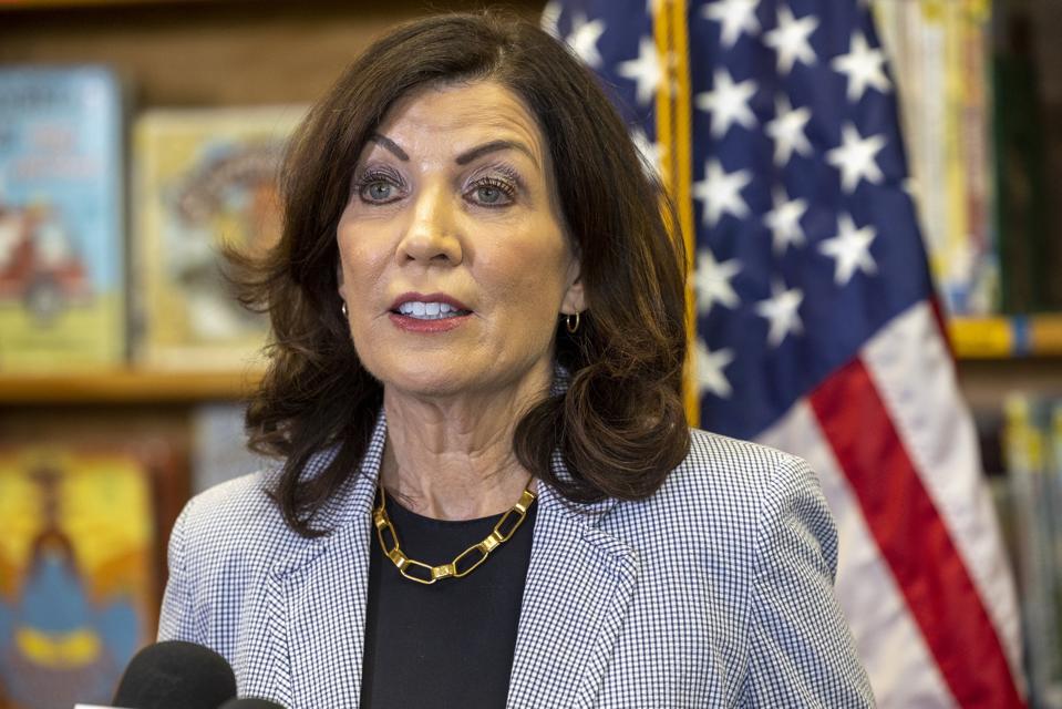 Governor Hochul Proposes $400 Million For University AI Consortium