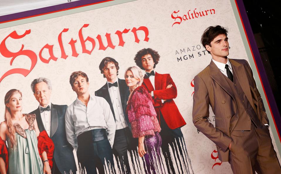 The Psychological Factors That Made ‘Saltburn’ Brilliantly Hard To Watch
