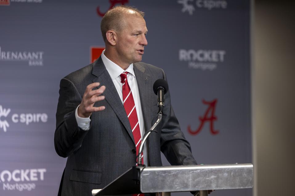 How Alabama Coaches Since “Bear” Bryant Retired Fared In Their First Season