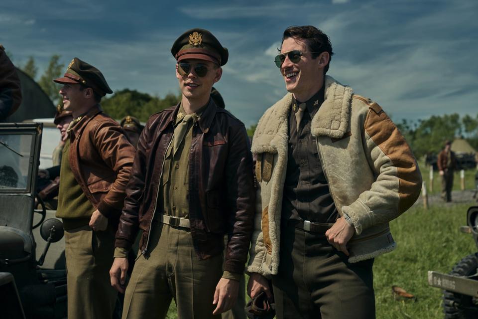 Austin Butler And Callum Turner Discuss Their ‘Masters Of The Air ...