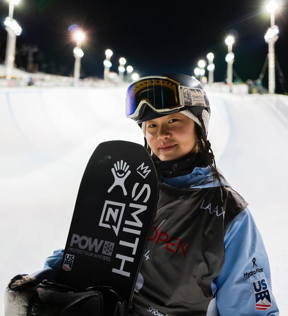 Bea Kim, 17, Is America’s Next Halfpipe Snowboarding Star