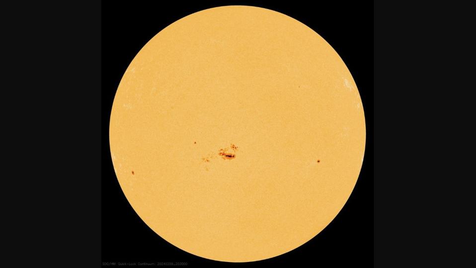NASA: Go Look At This Enormous Sunspot With Eclipse Glasses