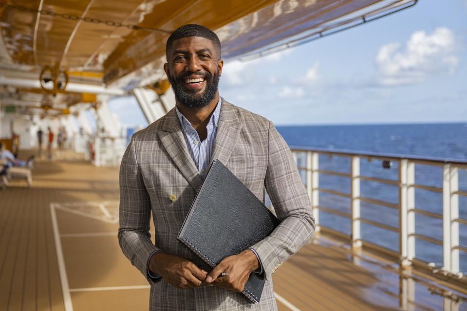 Theodore Elyett Shares Bahamian-Inspired Designs For Disney Lookout Cay