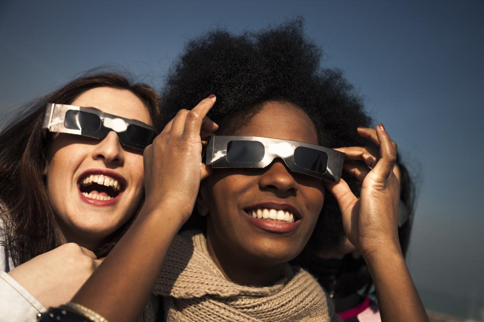 Days Inn Will Fly You To 10,000 Feet For April Total Solar Eclipse—And ...