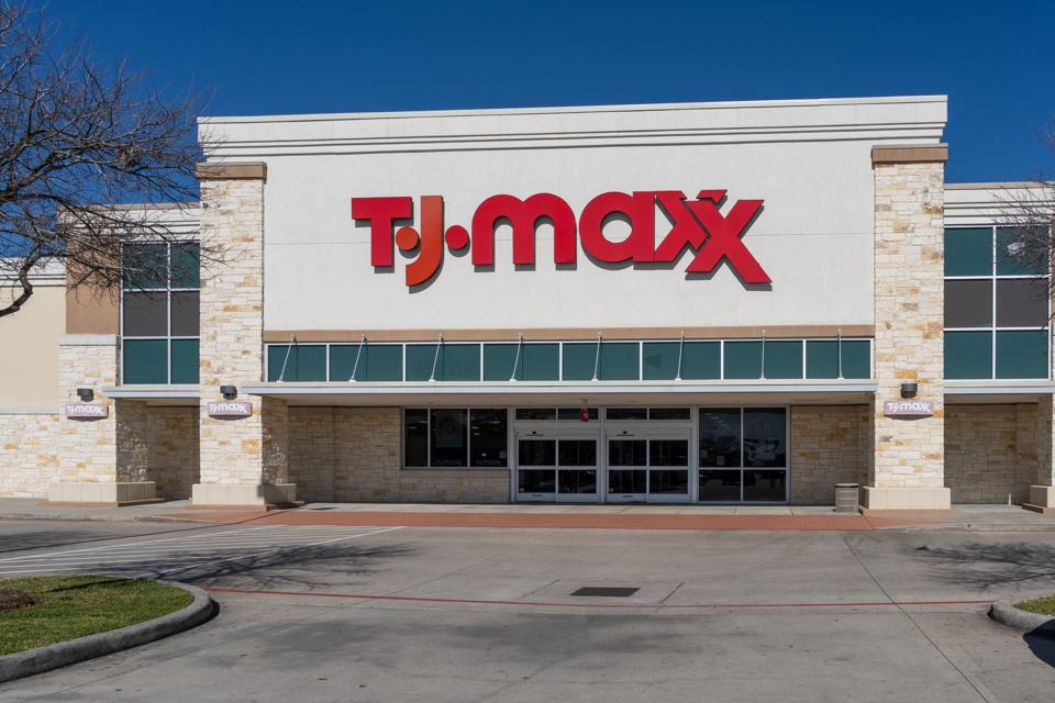 TJX Exceeds Expectations In 4th Quarter Report – Outlook Very Strong