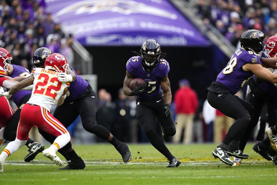 Chargers Get On The Burly Bus By Snagging Gus Edwards And Will Dissly