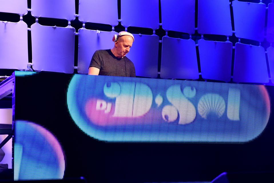 How To Become A House Music DJ In Your 40s, 50s And Beyond