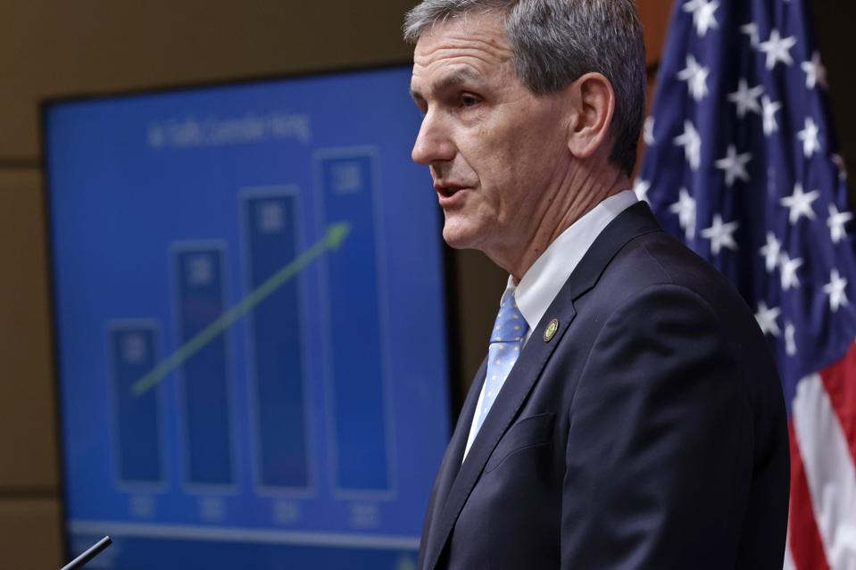 No Unsafe Airplanes Coming Out Of Boeing, FAA Head Says