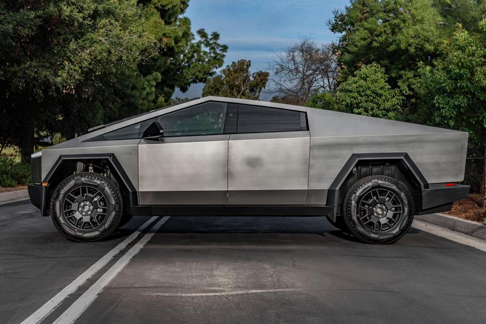 First Tesla Cybertruck Listed At Online Auction Fails To Meet Reserve