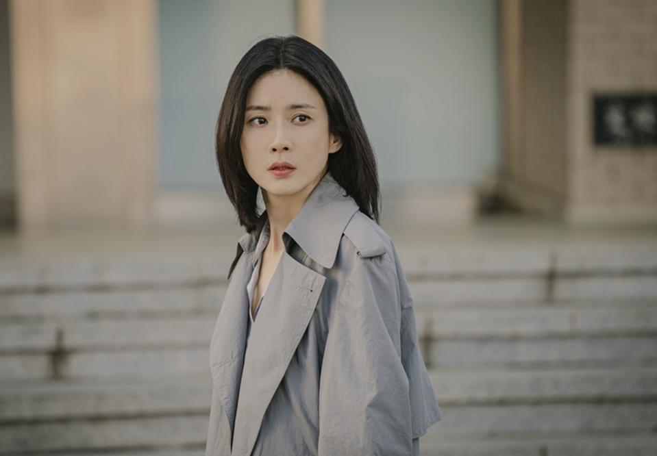 Lee Bo-Young Must Uncover Her Husband’s Secret Life In ‘Hide’