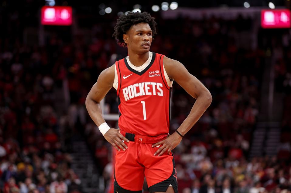 What Makes Amen Thompson Different Than His Twin Brother?