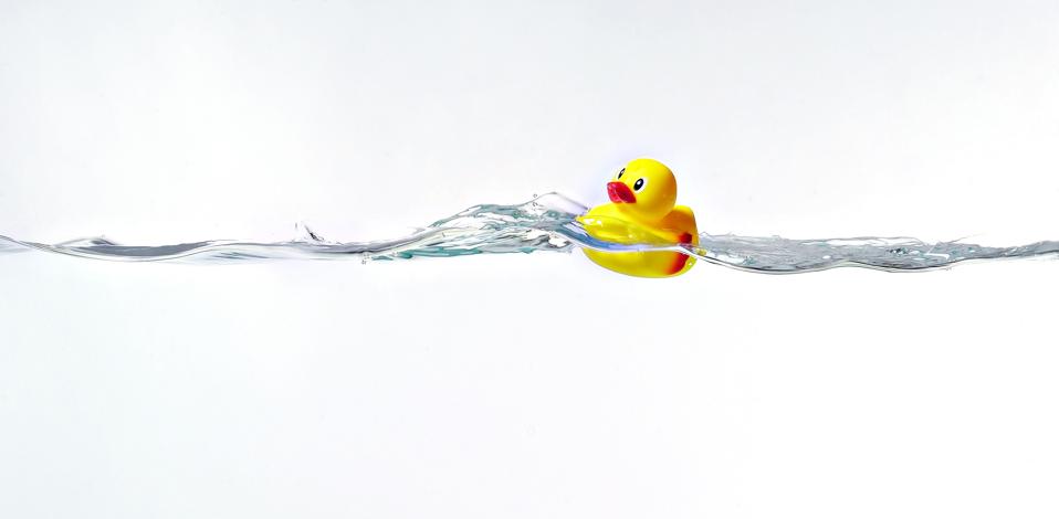 A Psychologist Explains The Struggles Of ‘Floating Duck Syndrome’