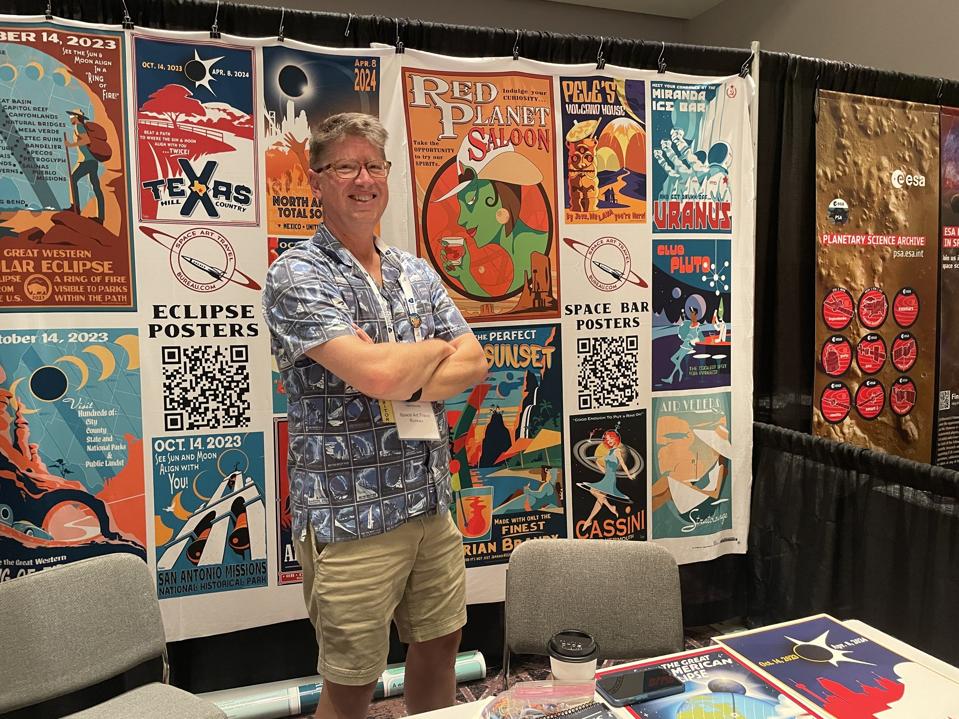 Total Eclipse Of The Art: Meet The Artist On A Mission To Get You To ...