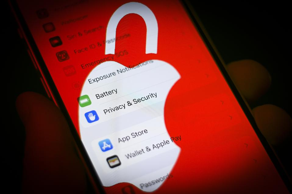 New Darcula iMessage Attack Targets iPhone Users In 100 Countries