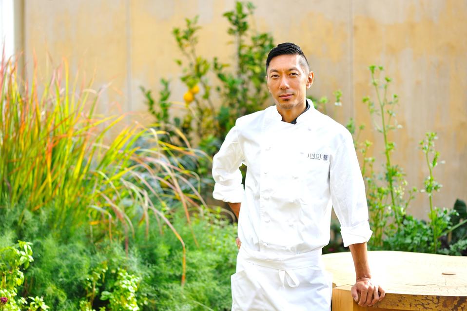 Visiting Japan? Enowa Botanical Retreat Offers Uniquely Luxurious ...