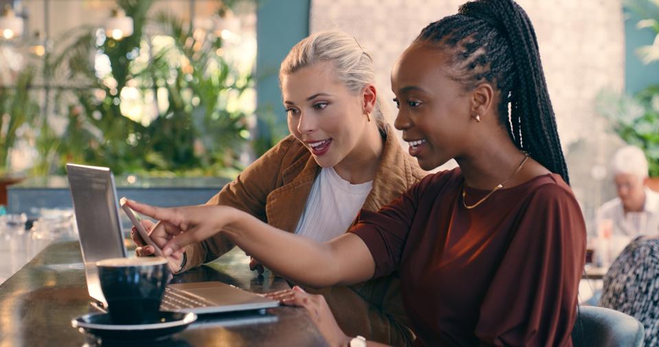 5 High Paying, Entry-Level Remote Jobs In 2024