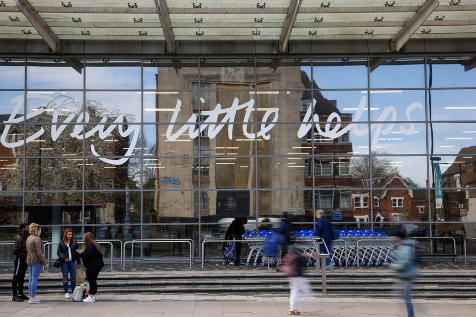 Tesco Shares Rise As Easing Inflation Boosts FY Sales