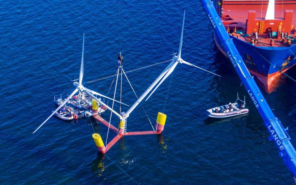 3 Reasons Why Floating Windmills May Be The Greenest Offshore Wind Option