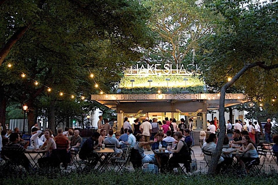 How Danny Meyer Revolutionized American Hospitality