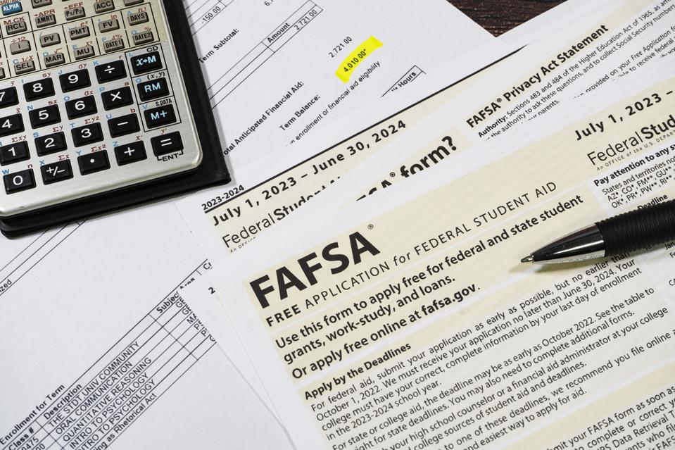 FAFSA: Fixing The Critical Link To College Affordability And Completion