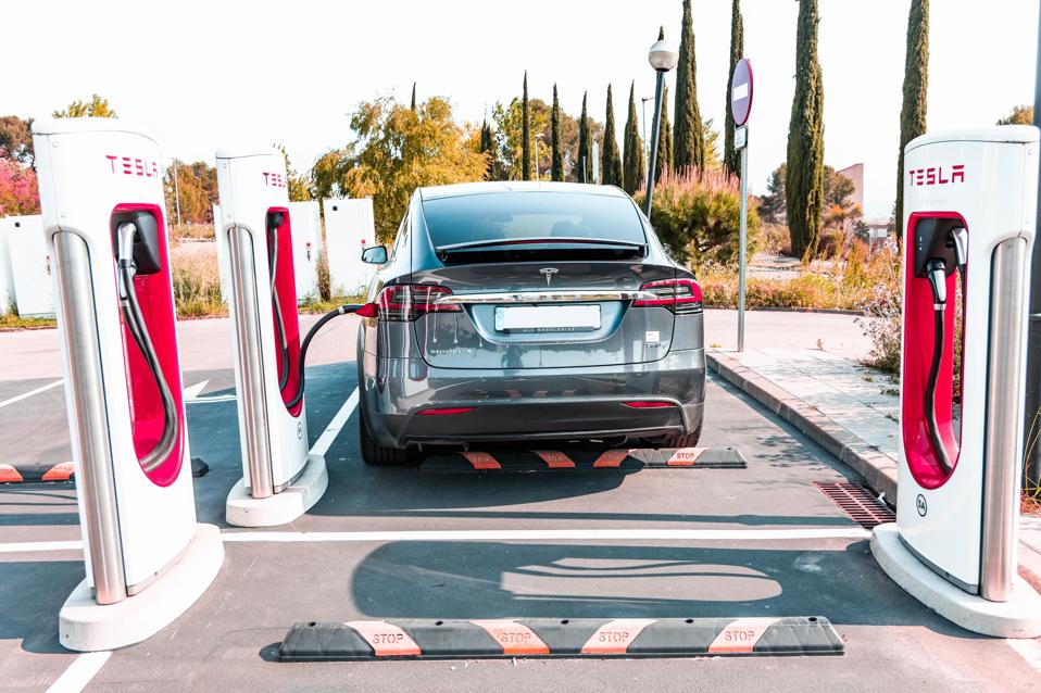 Tesla Breaks Down. So Do Baidu, Sirius XM, NIO And Xpeng