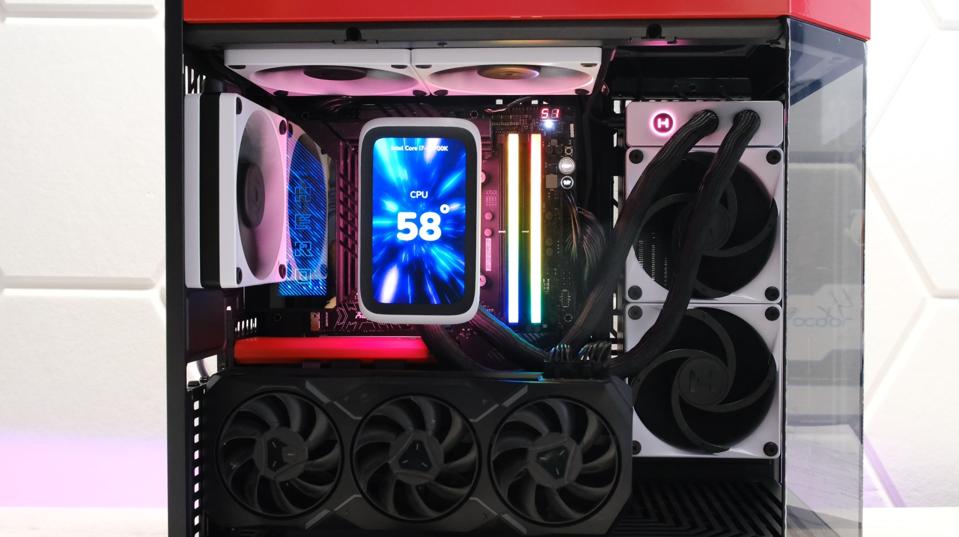 HYTE THICC Q60 Review: The Most Extreme Liquid Cooler For PCs?