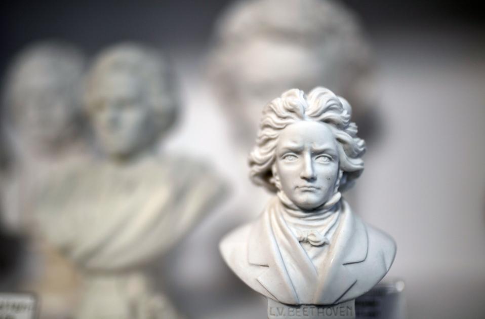 Beethoven’s Hair Reveals New Clues About His Deafness And Other Ills