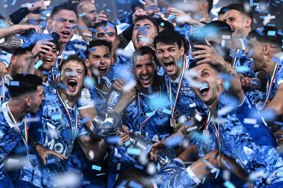 Como Returns To Serie A For The First Time In 21 Years