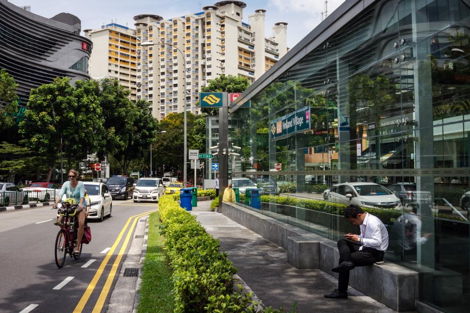 Billionaire Wee Family’s UOL Offers Top Bid Of $595 Million For Prime ...