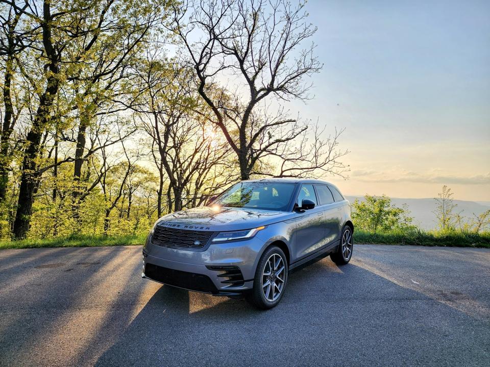 Test-Driving The 2024 Range Rover Velar Dynamic SE P400