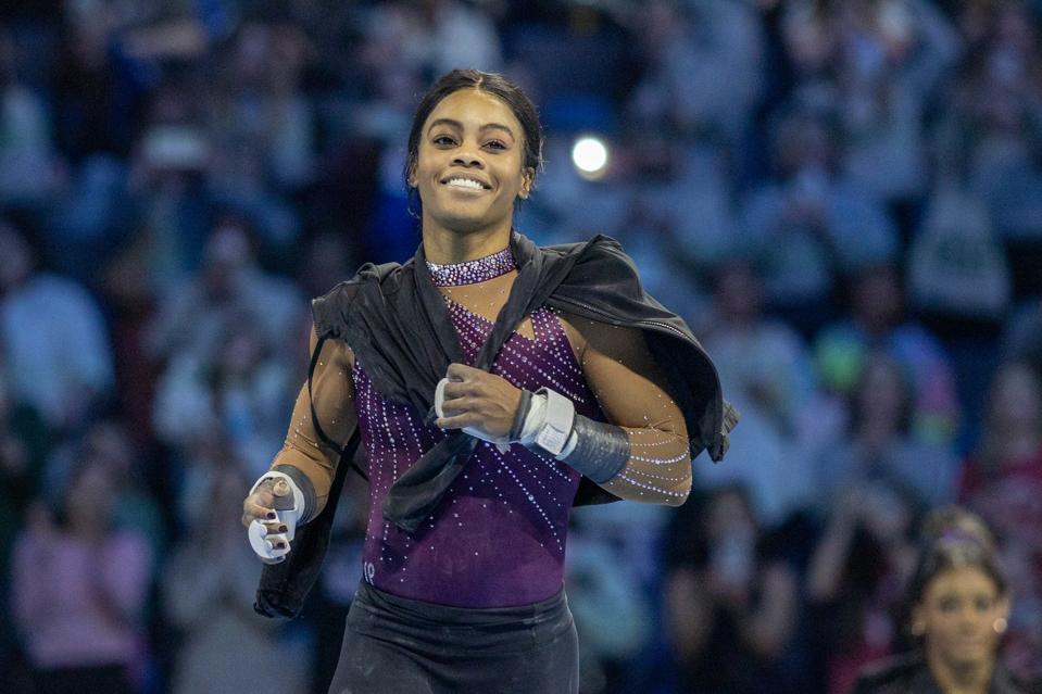 “You’re A Frickin’ Boss”: Shawn Johnson Backs Gabby Douglas