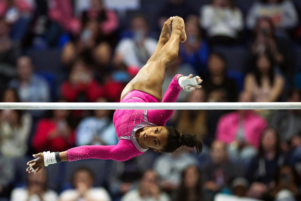 Simone Seeking 9th U.S. Championship Title: Who Else To Watch?