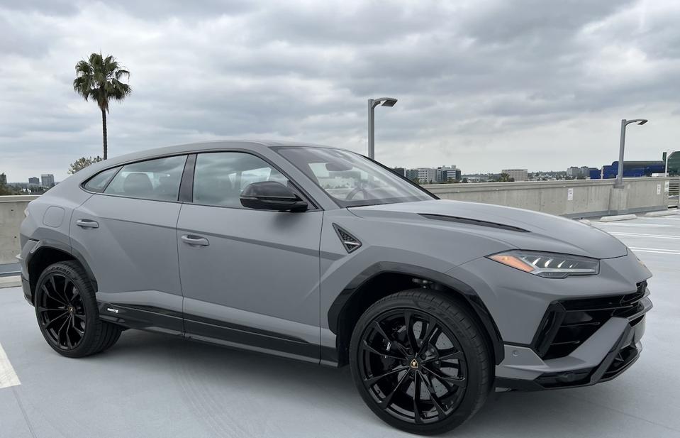 Driving The Lamborghini Urus S: A Daily, And Thrilling, Italian Jaunt