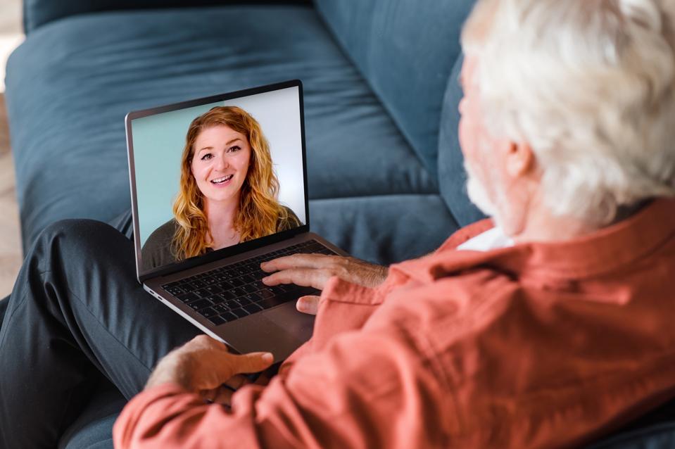 9amHealth Executives Talk New Spanish Language Service, Inclusivity And ...