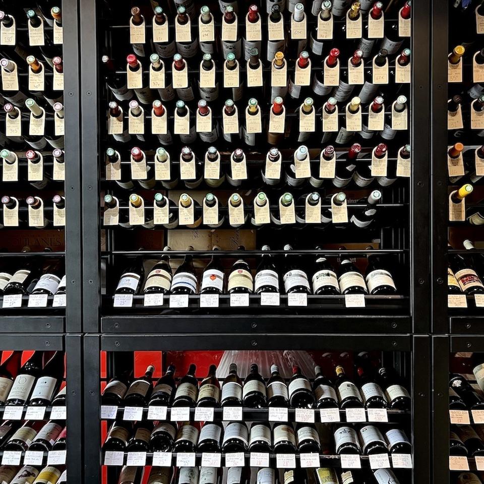 6 Of The Best Wine Stores In Paris