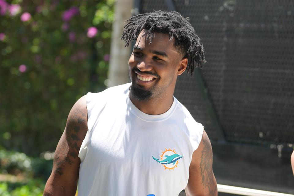 Miami Dolphins’ Jaylen Waddle On His New Contract And His Thoughts On ...