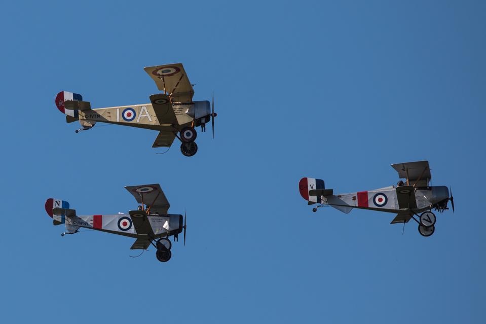 3 FTSE 100 Stocks I Reckon Could Fly In July