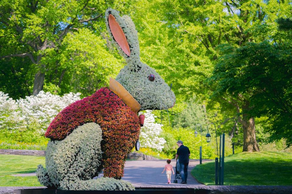 Don’t Be Late To New York Botanical Garden’s ‘Wonderland’ Exhibit