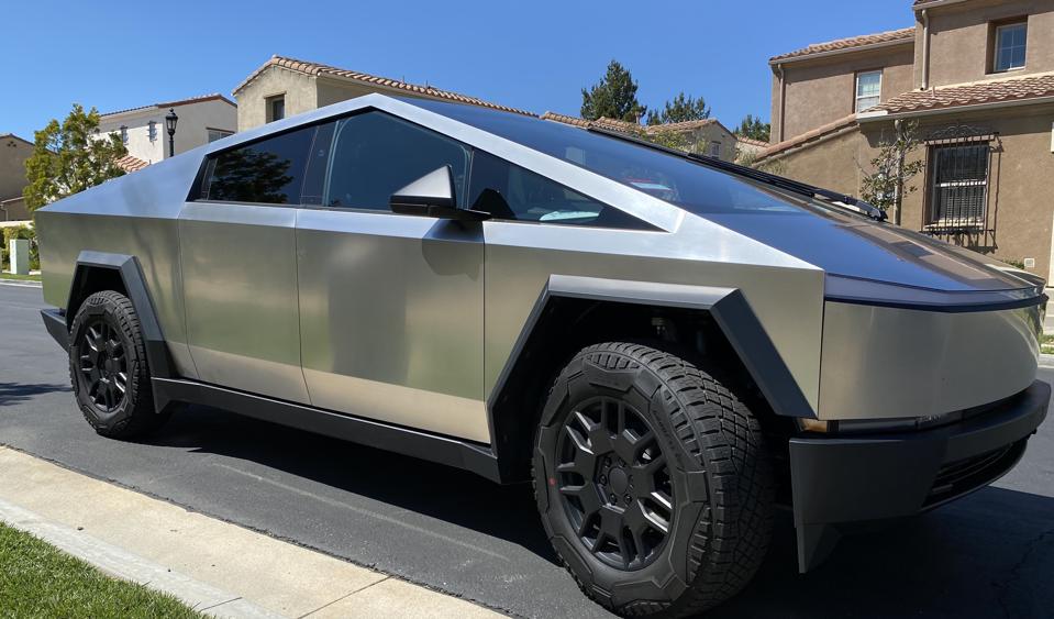 Used Tesla Cybertruck Market Surges, Price Stays High