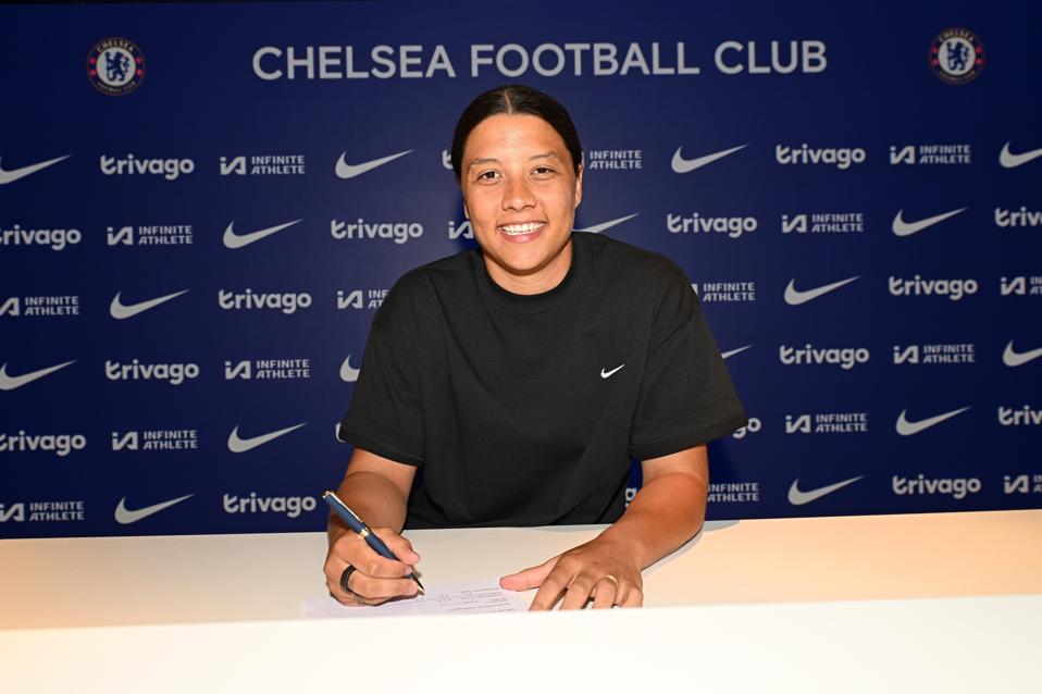 Sam Kerr Officially Renews Her Contract With Chelsea FC