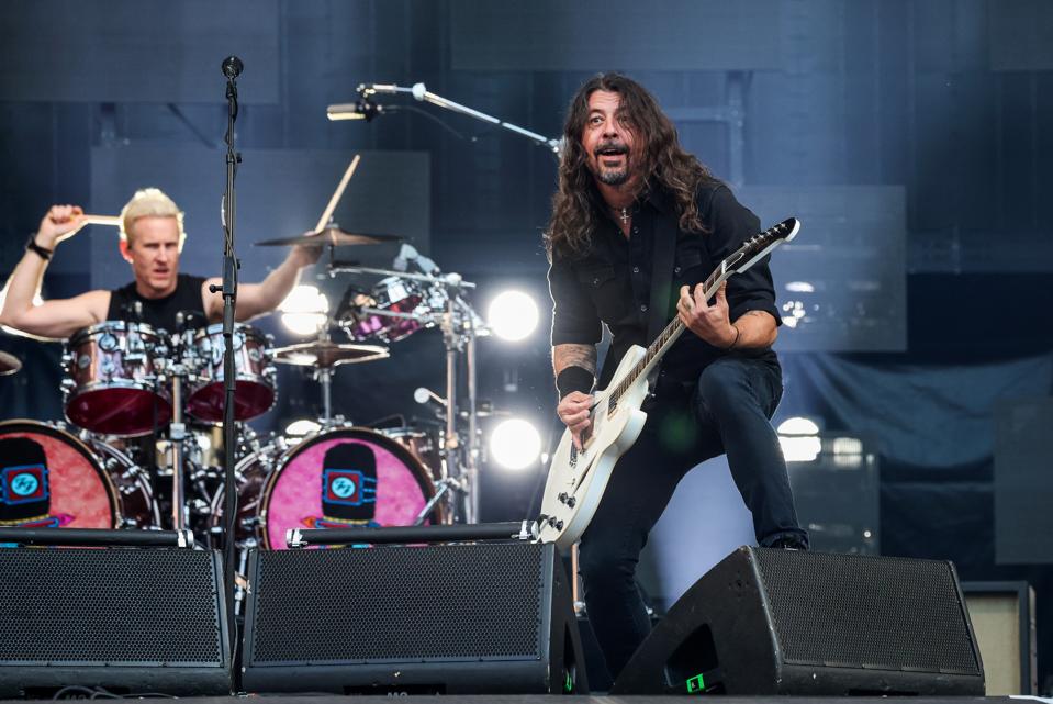 Foo Fighters Are Rocking Up The Charts As They Tour The World