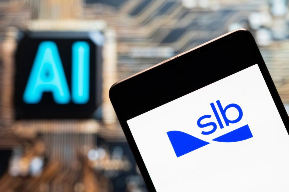 What’s Next For SLB Stock After A 10% Fall This Year?