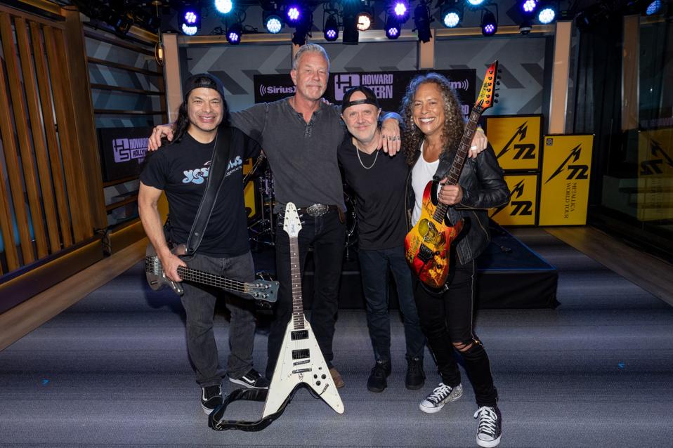 Metallica’s Smash Single Hits The Top 10 On Multiple Charts