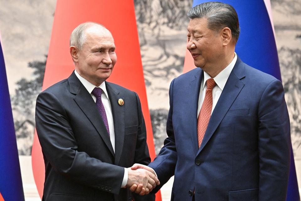 U.S. Government Helps Nuclear Energy Allies Catch Up to Russia, China