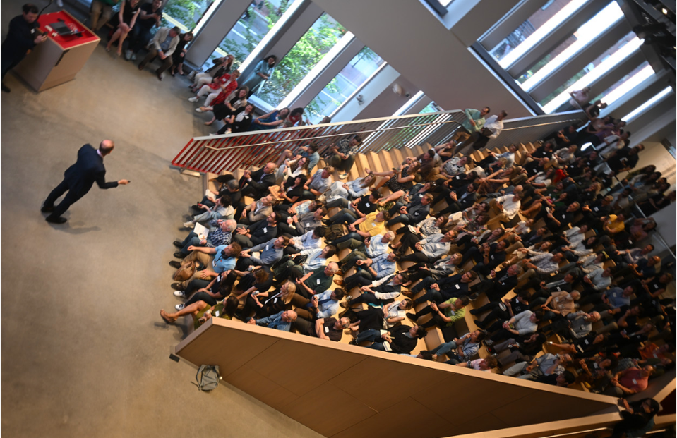 In Superconvergence, Jamie Metzl Unravels AI Mysteries