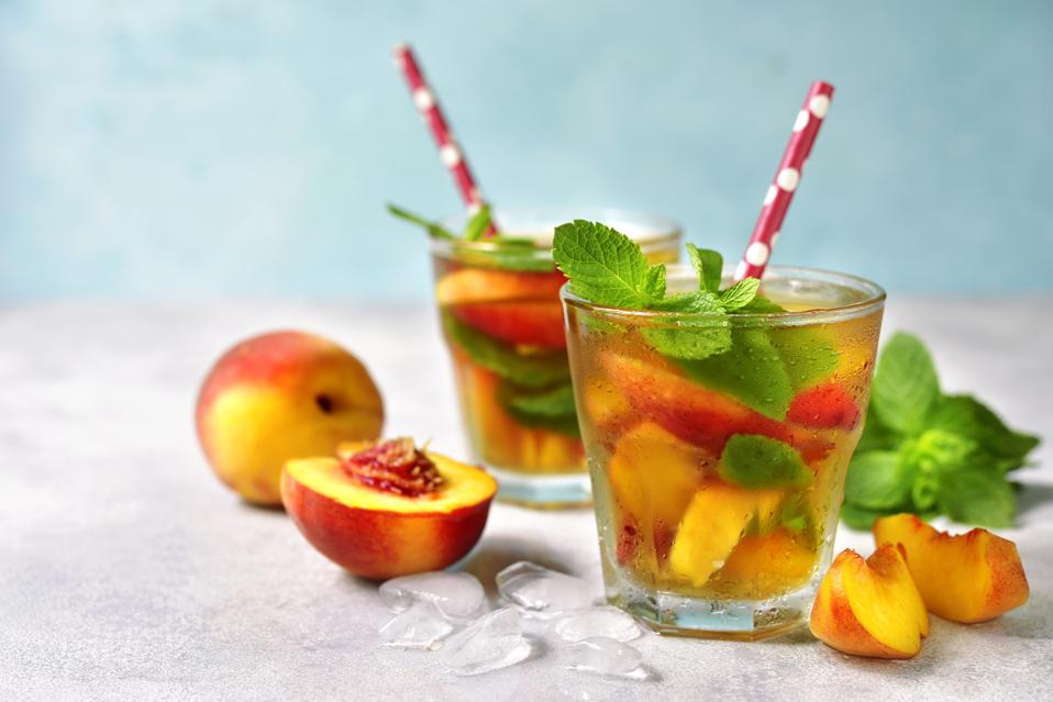 5 Ways To Spice Up A Traditional Mojito This Summer