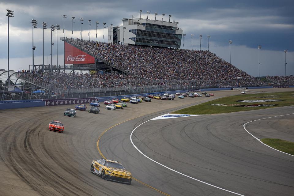 Thor Industries Partners With Speedway Motorsports, Boosting The NASCAR ...