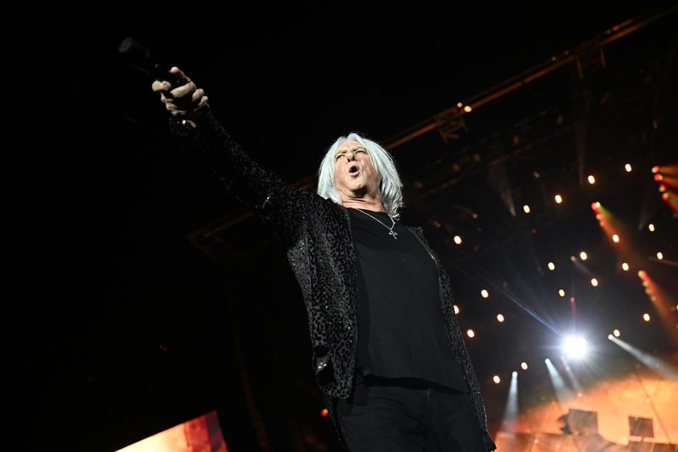 Storms Shorten Sets As Def Leppard, Journey, Steve Miller Hit Chicago