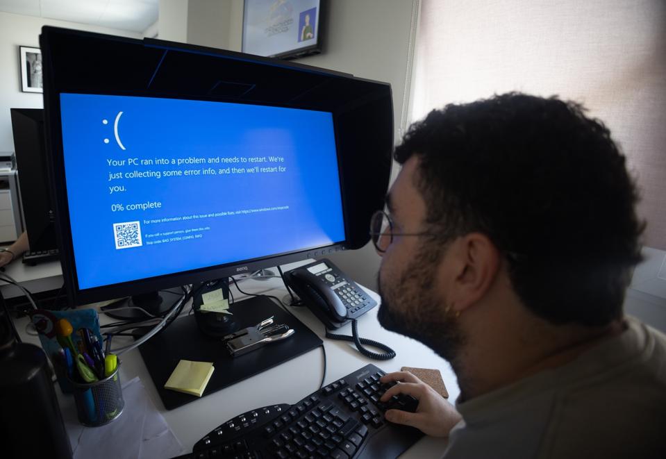 Blue Screen Of Death—Microsoft Says Turn It Off And On Again And Again ...